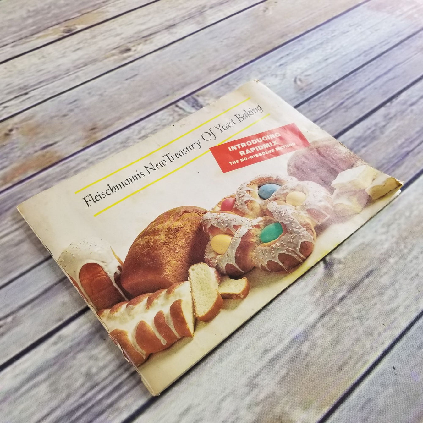 Vintage Cookbook Fleischmann Yeast New Treasury of Yeast Baking Recipe ...